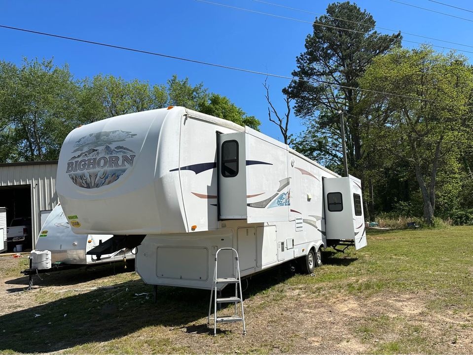 Diamond RV Sales | Products