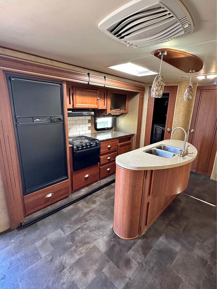 Diamond RV Sales | Products