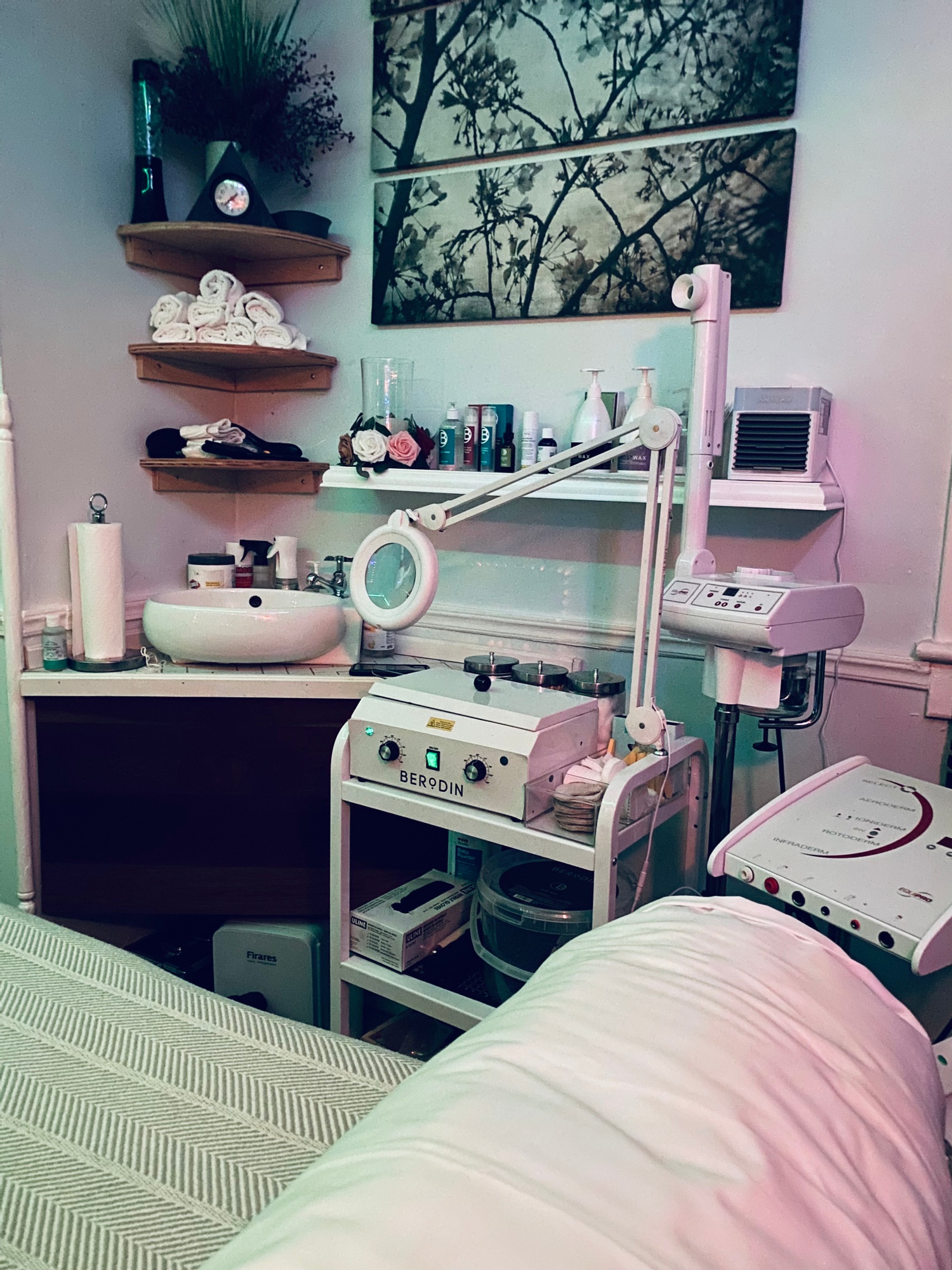 Spa Halcyon offers exceptional bodywork for all, women and men included ...