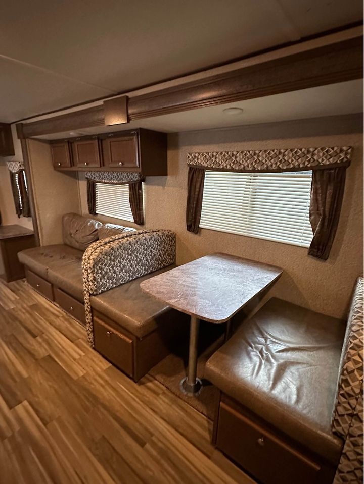 Diamond RV Sales | Products