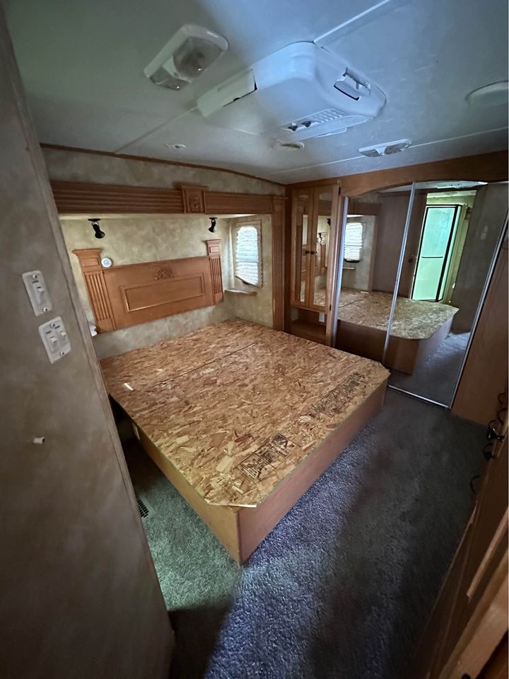 Diamond RV Sales | Products