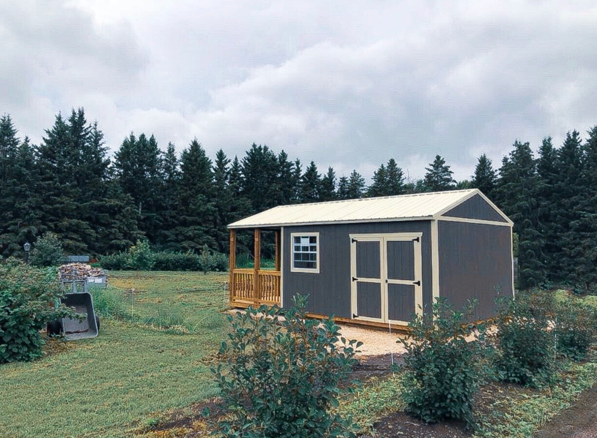 We offer premium cabins, sheds, barns, etc. | Premier Structures | Home