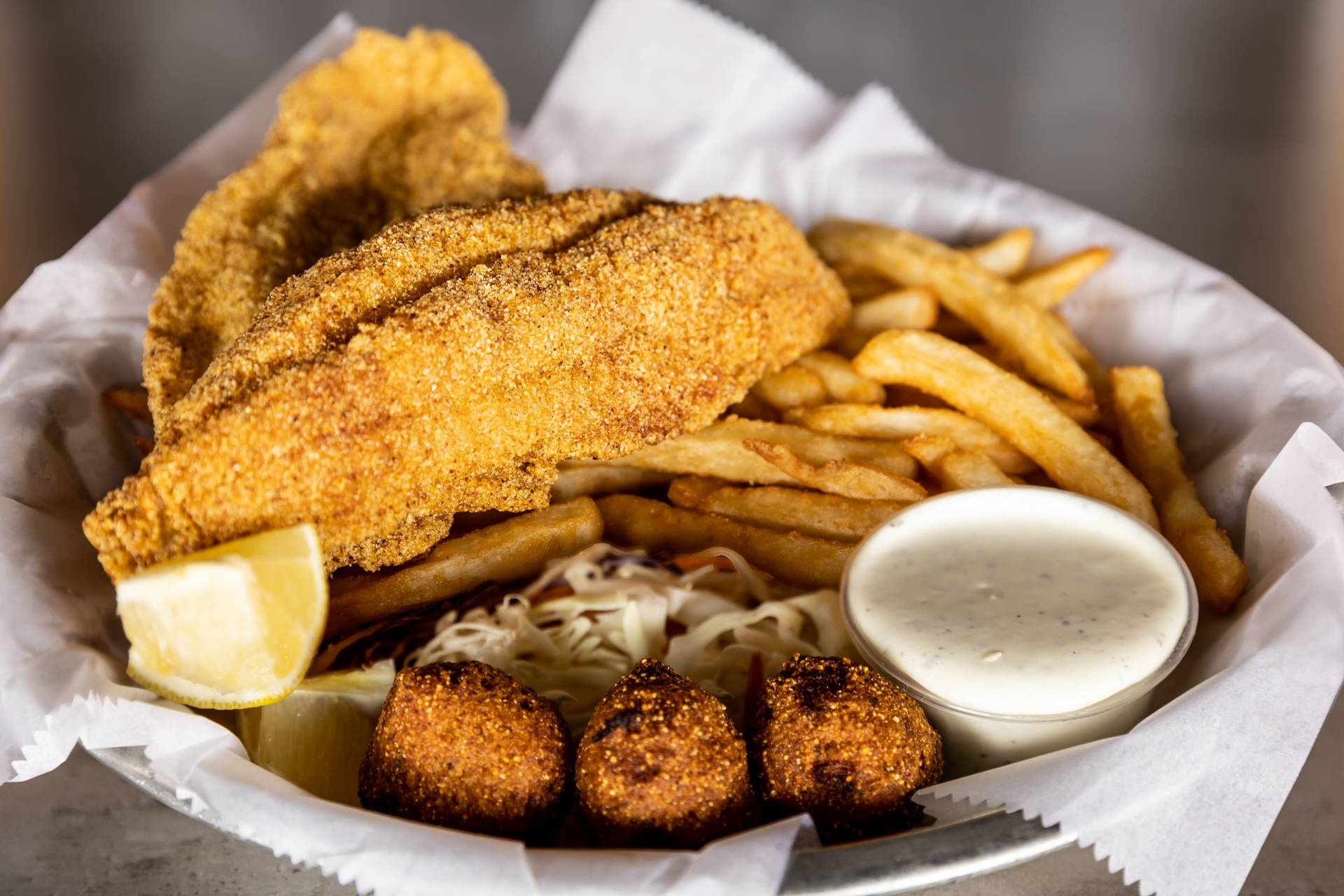 Rufe Snow Wings And Burgers | Gallery