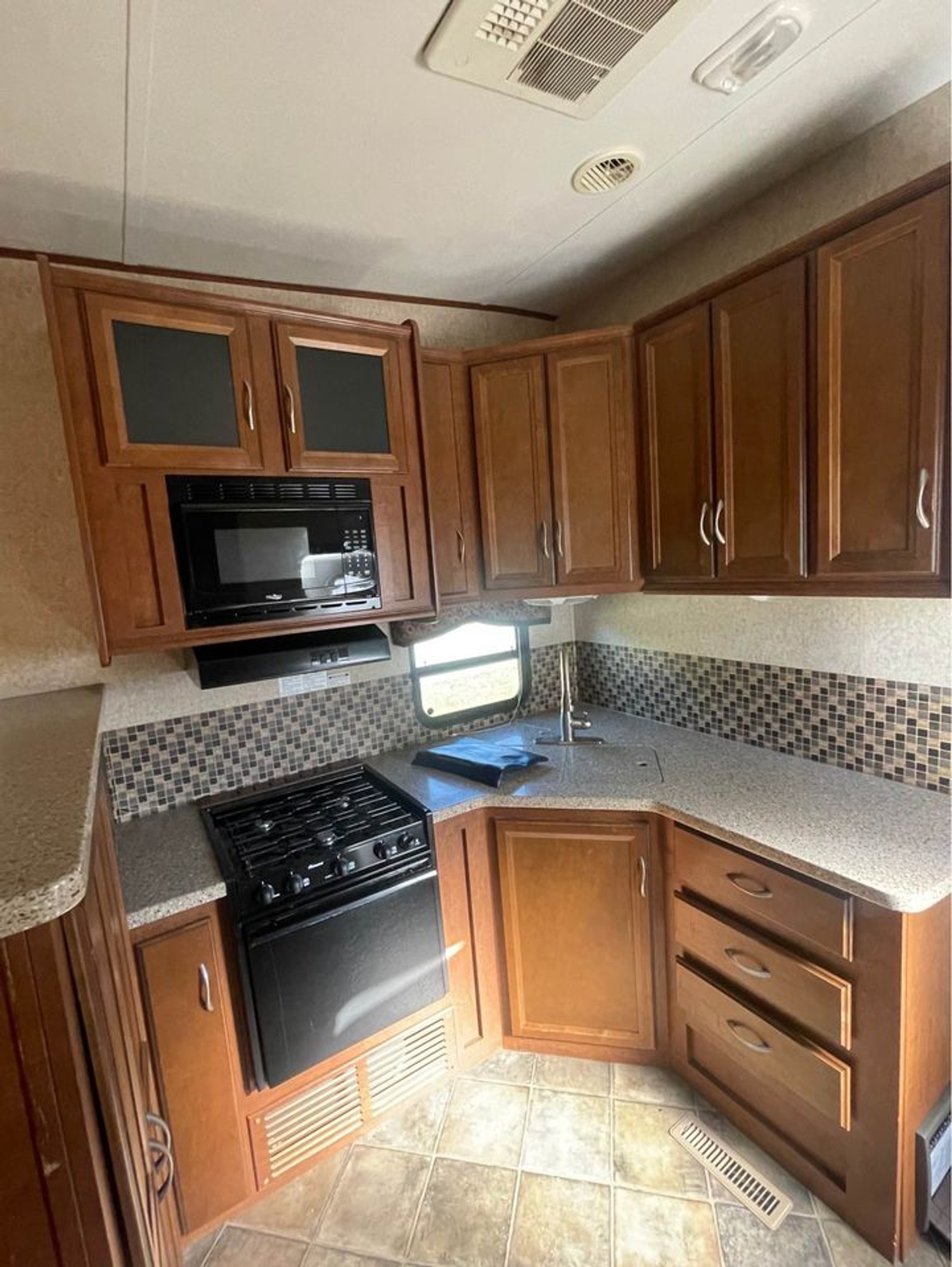 Diamond RV Sales | Products