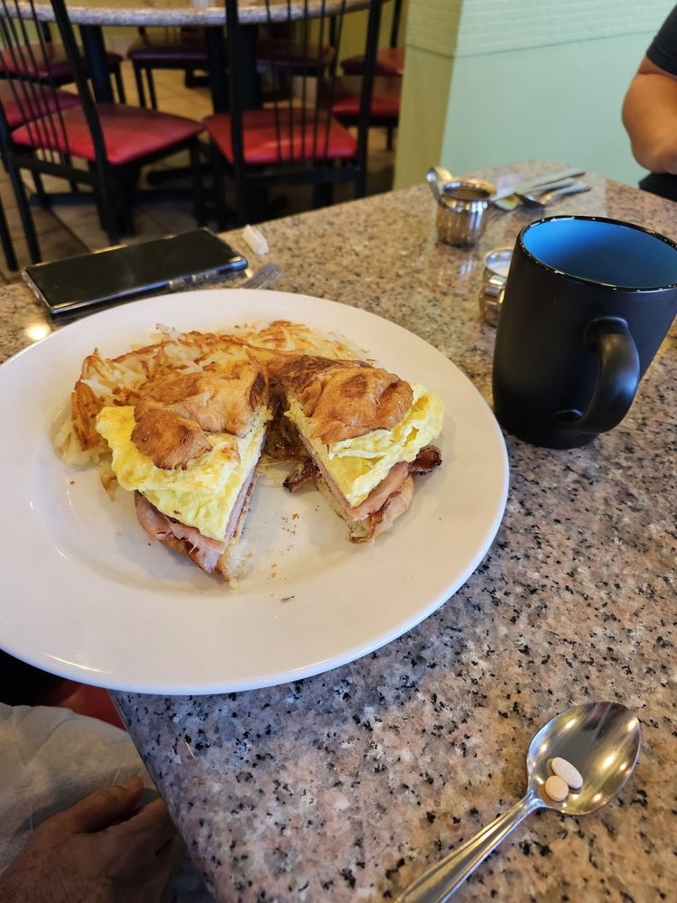 Gallery | Javi's Breakfast Cafe