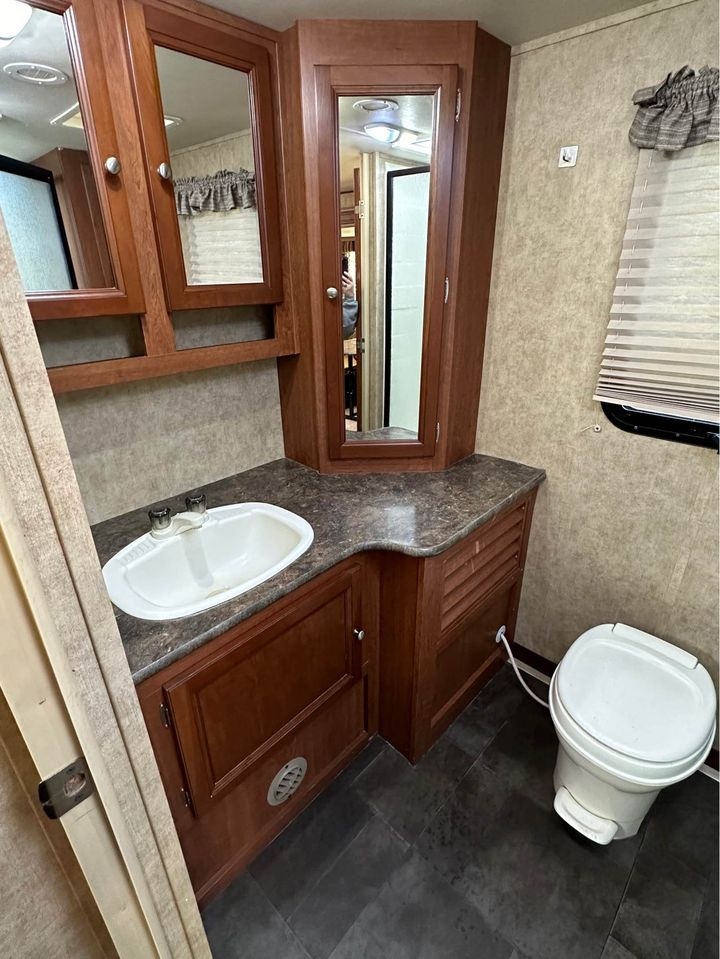 Diamond RV Sales | Products