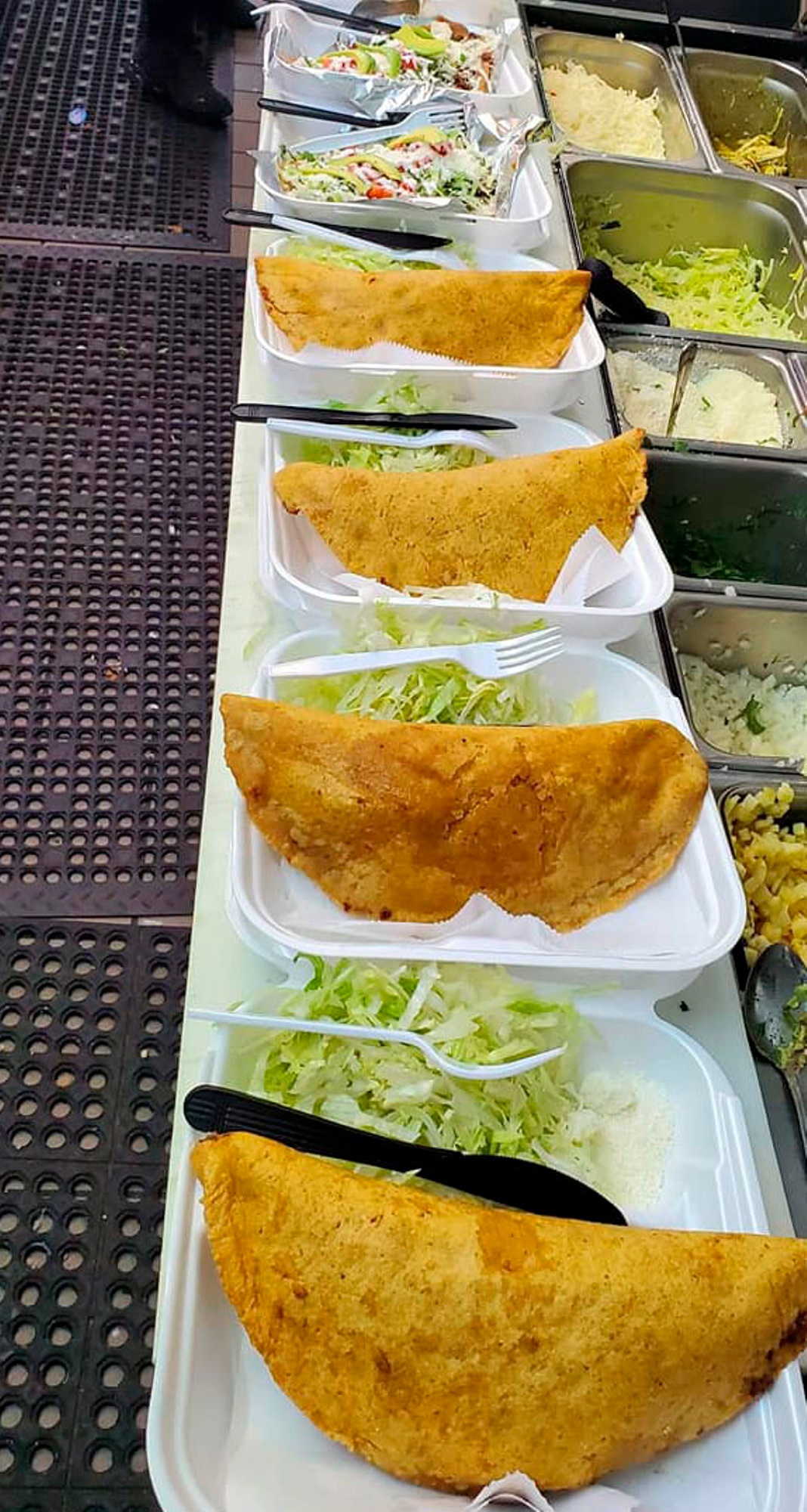Taqueria Los Gallos | Gallery | Taqueria Los Gallos