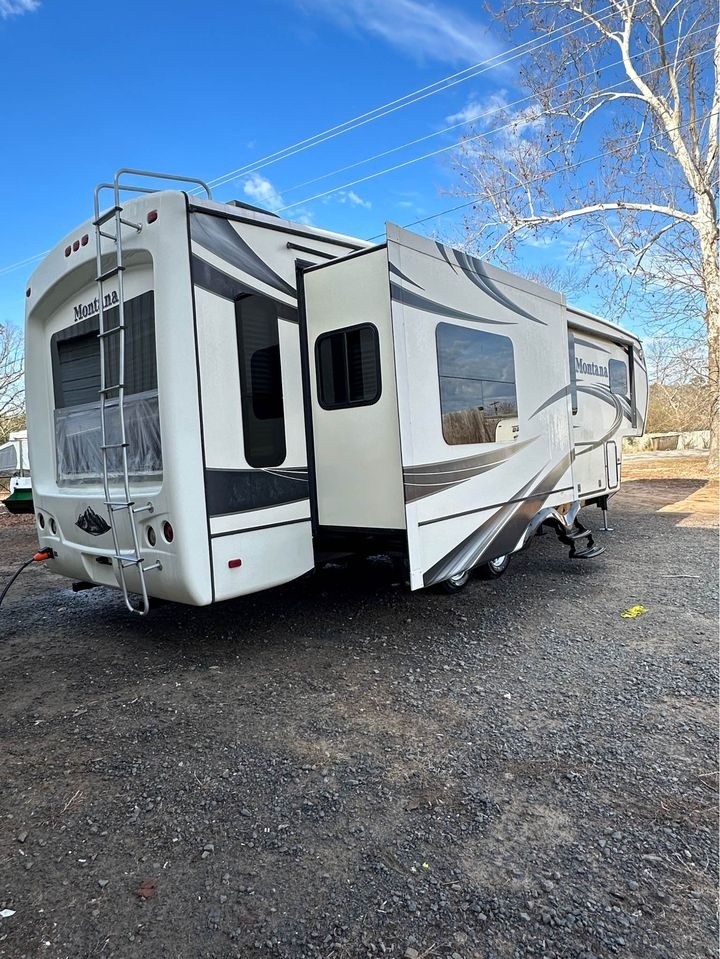 Diamond RV Sales | Products