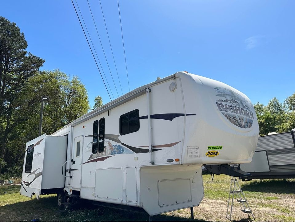 Diamond RV Sales | Products